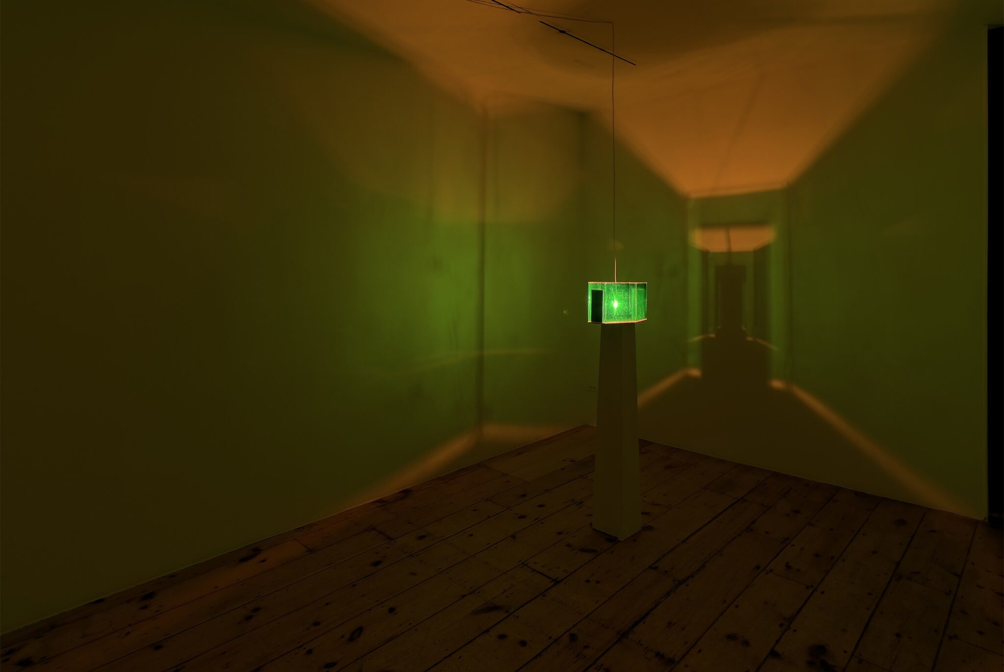 Green Hallway (Magic Lantern) - Astrup Fearnley Museet